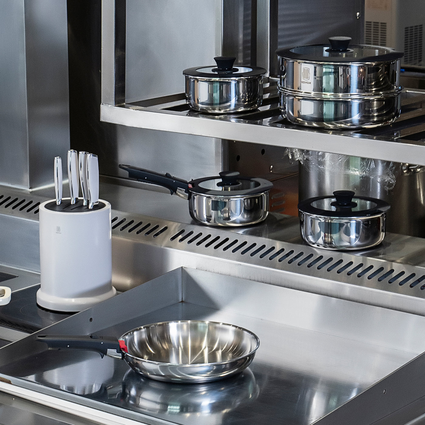Roydx: Stainless Steel Cookware & More